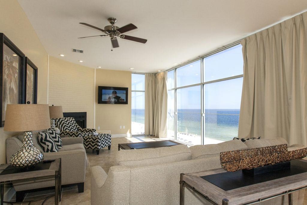 Seahaven Beach Hotel Right on the Beach in Panama City